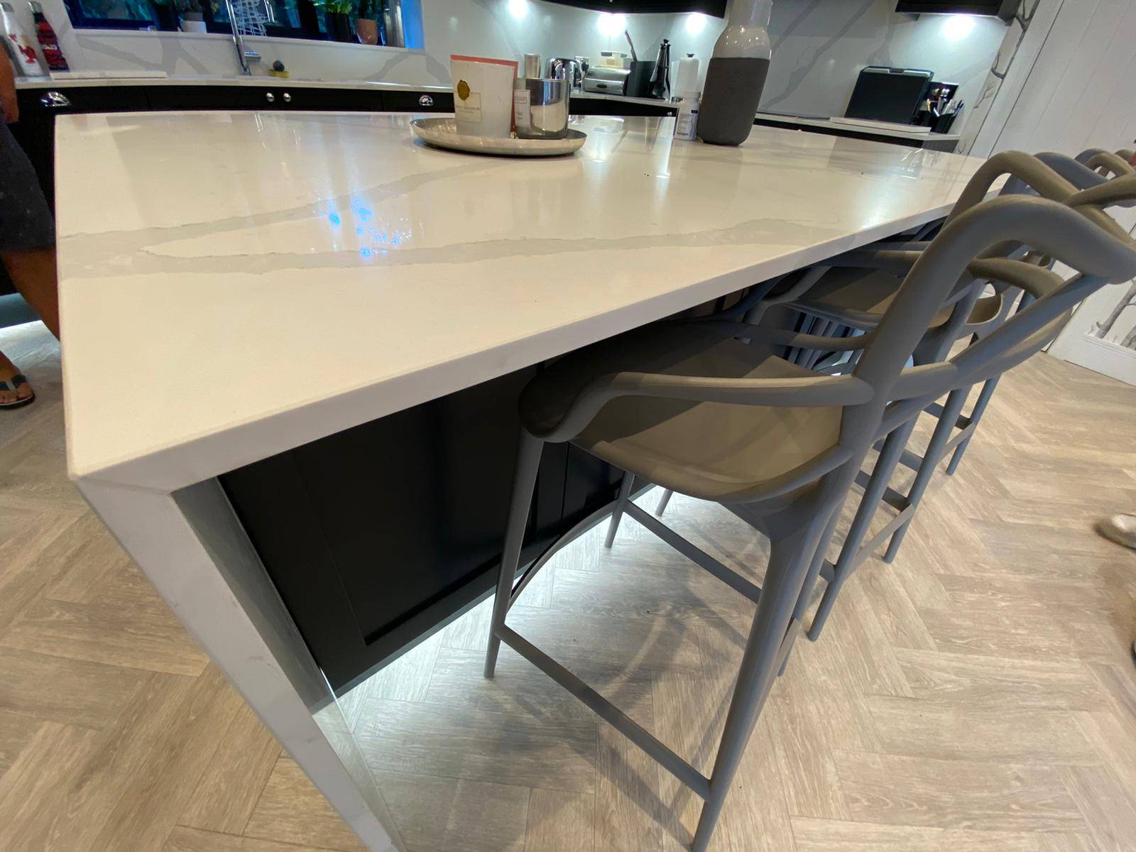 Wood Shaker In Anthracite | Net Kitchens Direct